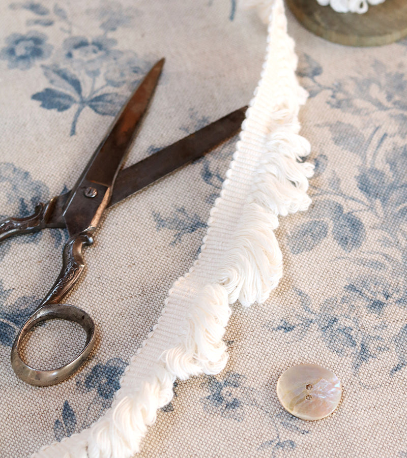 Cream Fan Edge Trim - Meg Morton